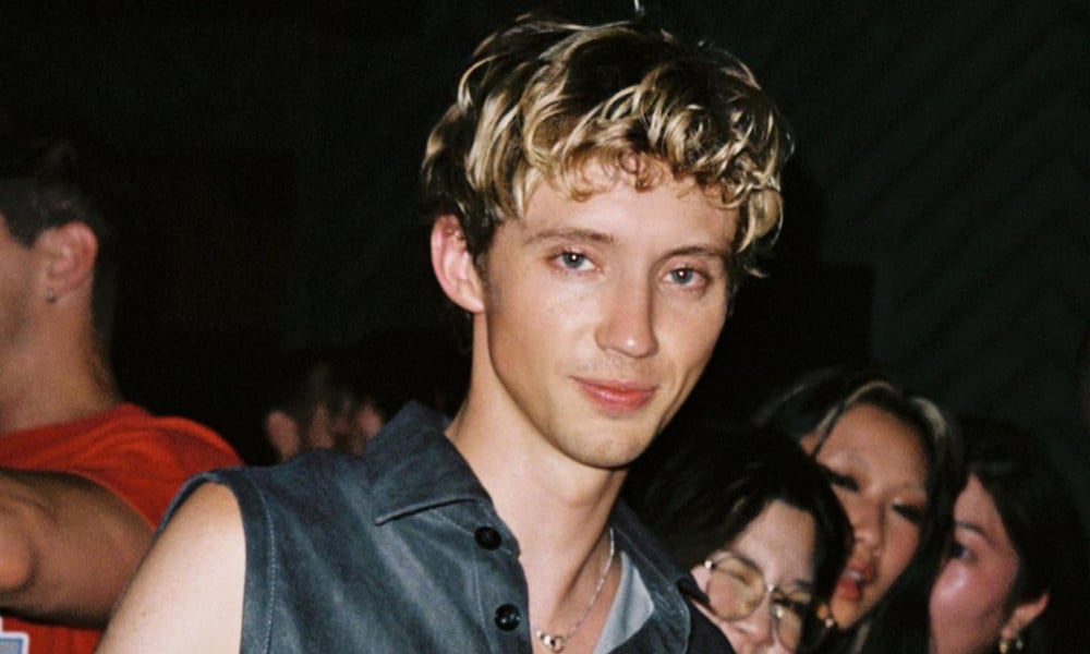 Troye Sivan Responds To Body Diversity Critiques In “rush” Music Video 1128